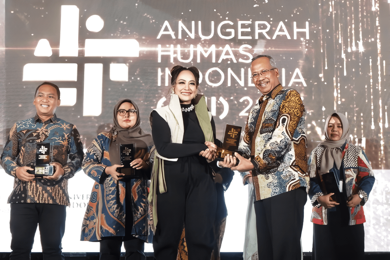 PPID Setjen DPR Boyong Sejumlah Penghargaan di Anugerah Humas Indonesia ...