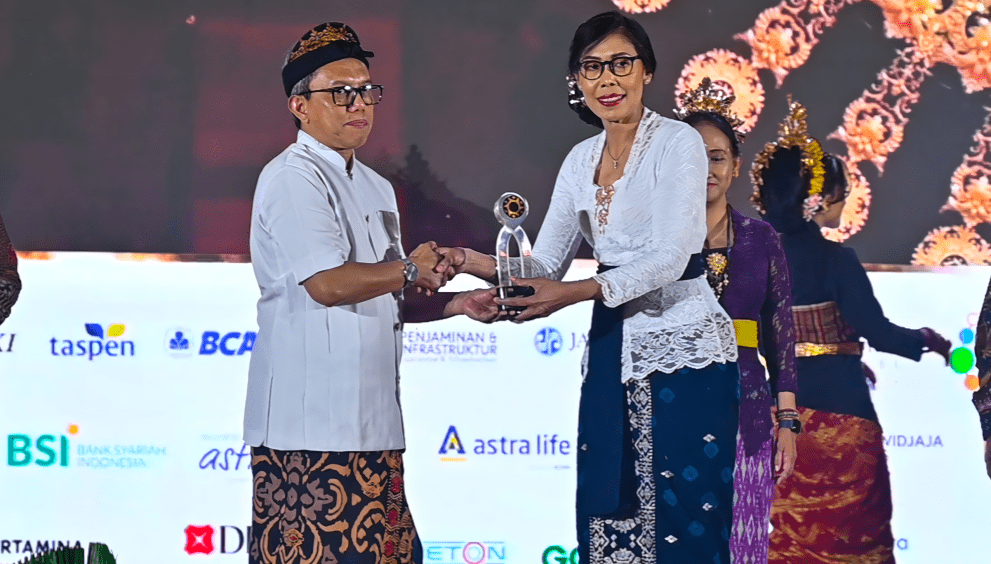 Setjen DPR Raih Prestasi di Ajang ‘Public Relation Award’ 2024 - EMedia DPR RI