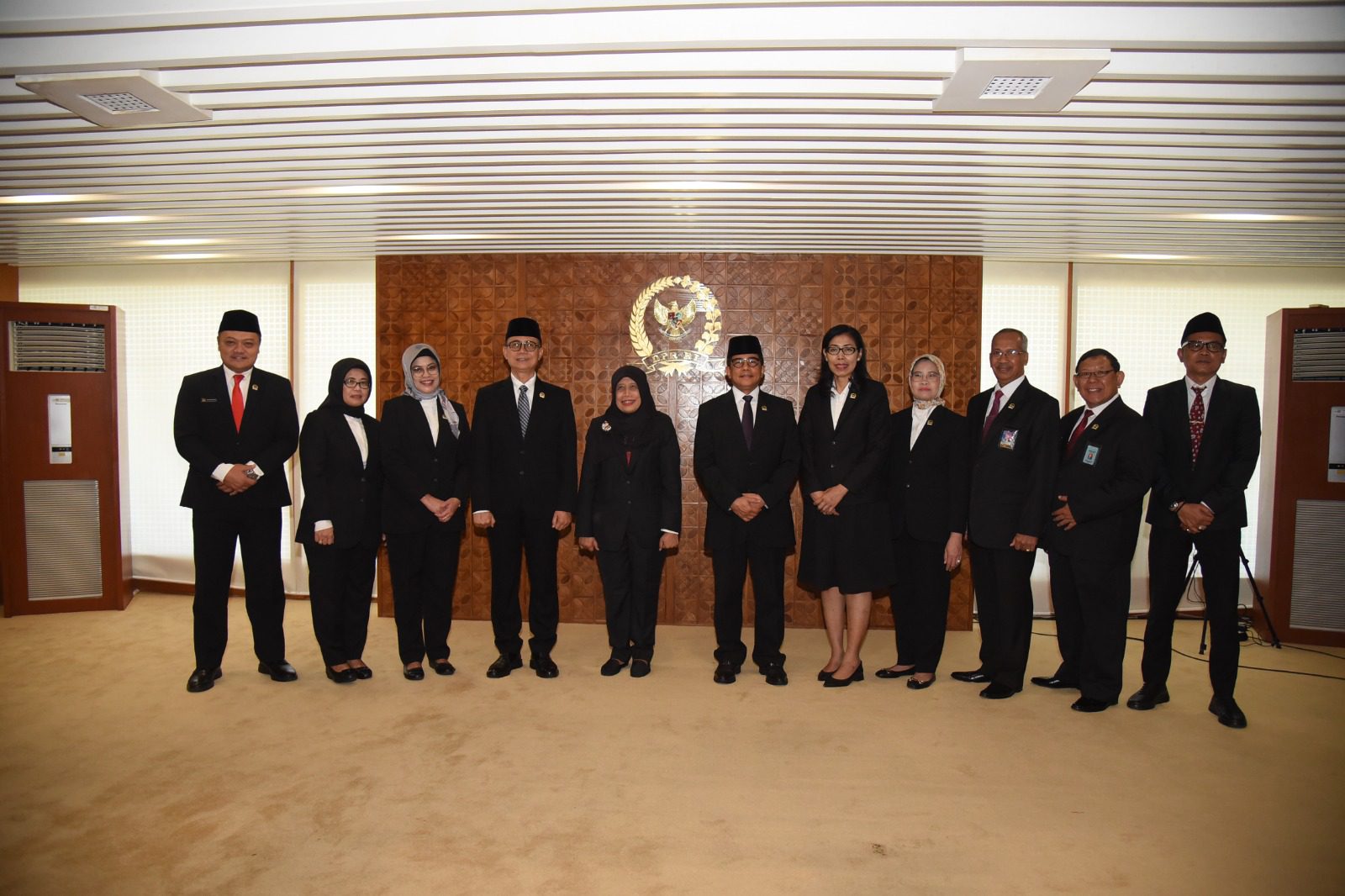 Perkuat Legislasi DPR, Sekjen DPR Lantik Dua Pejabat Fungsional ...