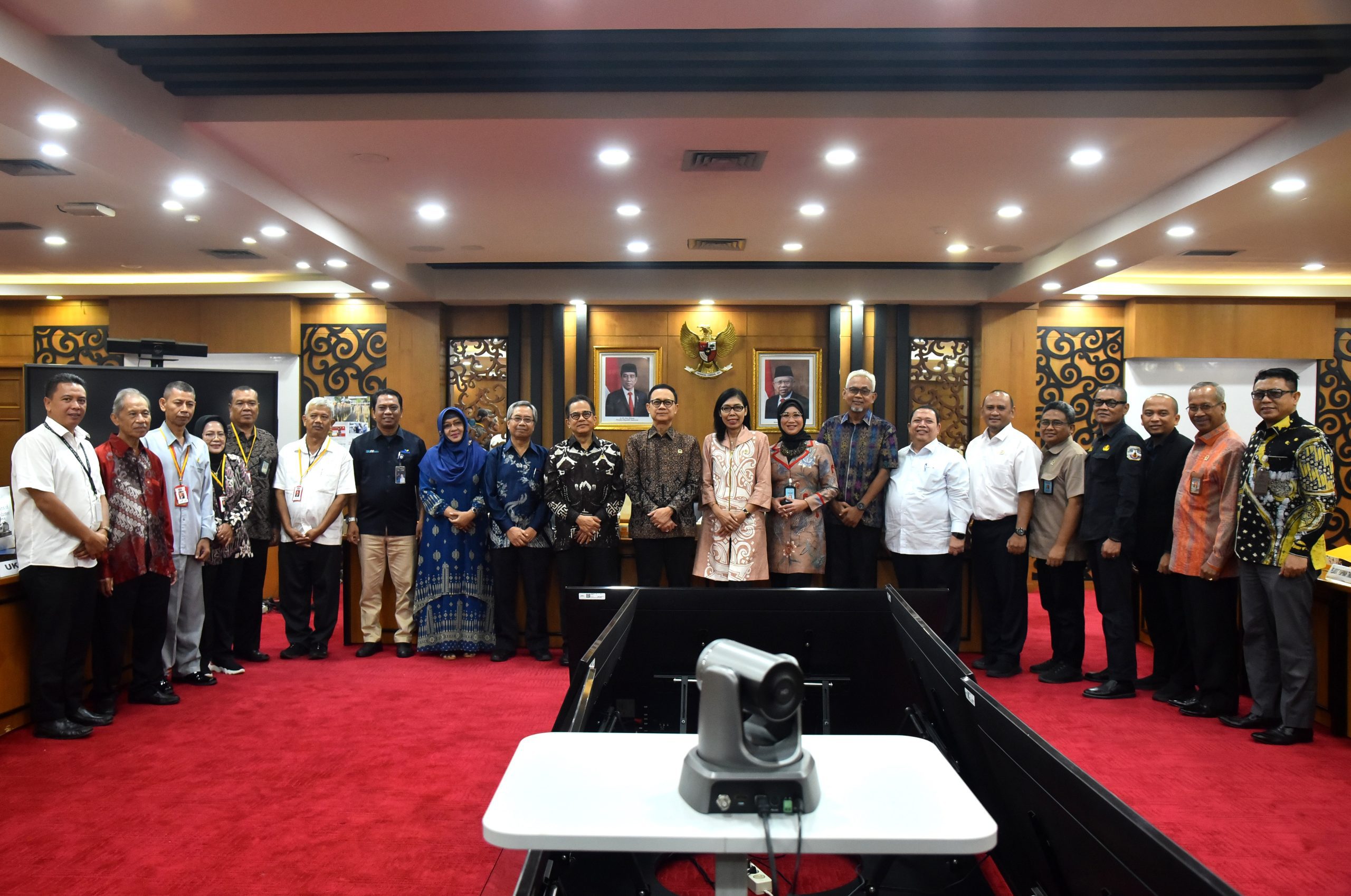 Indra Iskandar Imbau Pegawai Setjen DPR Optimalkan Fasilitas Taspen dan ...