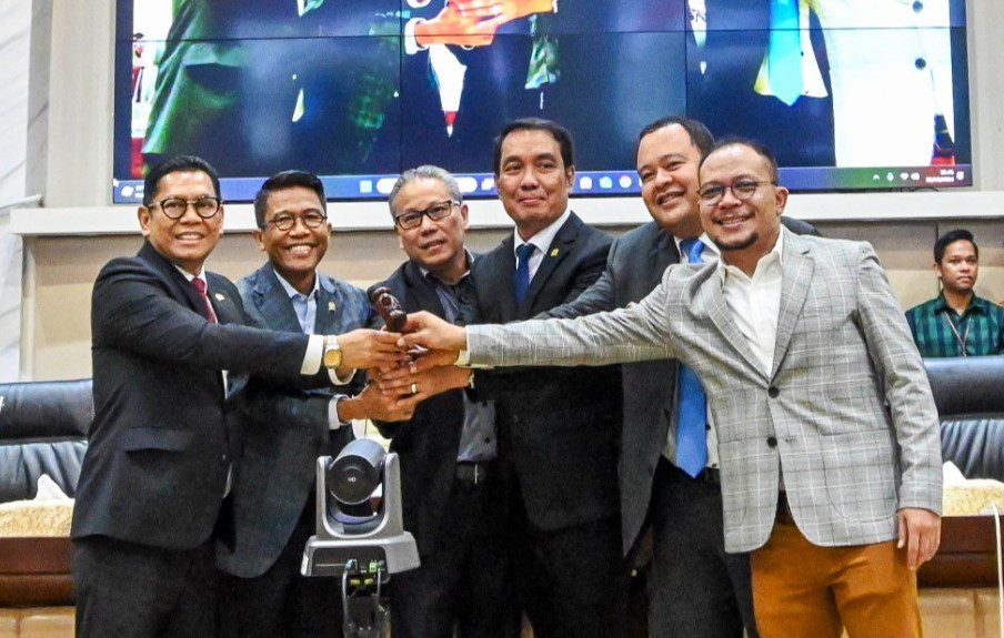 Utut Adianto Sah Jadi Ketua Komisi I DPR 2029-2024 - EMedia DPR RI